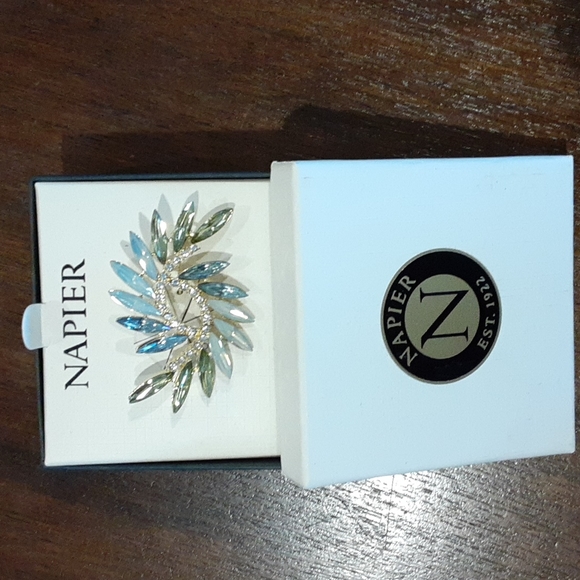 Napier | Jewelry | Broochpin Signed Napier 2 Across 5 Updown Goldtone ...